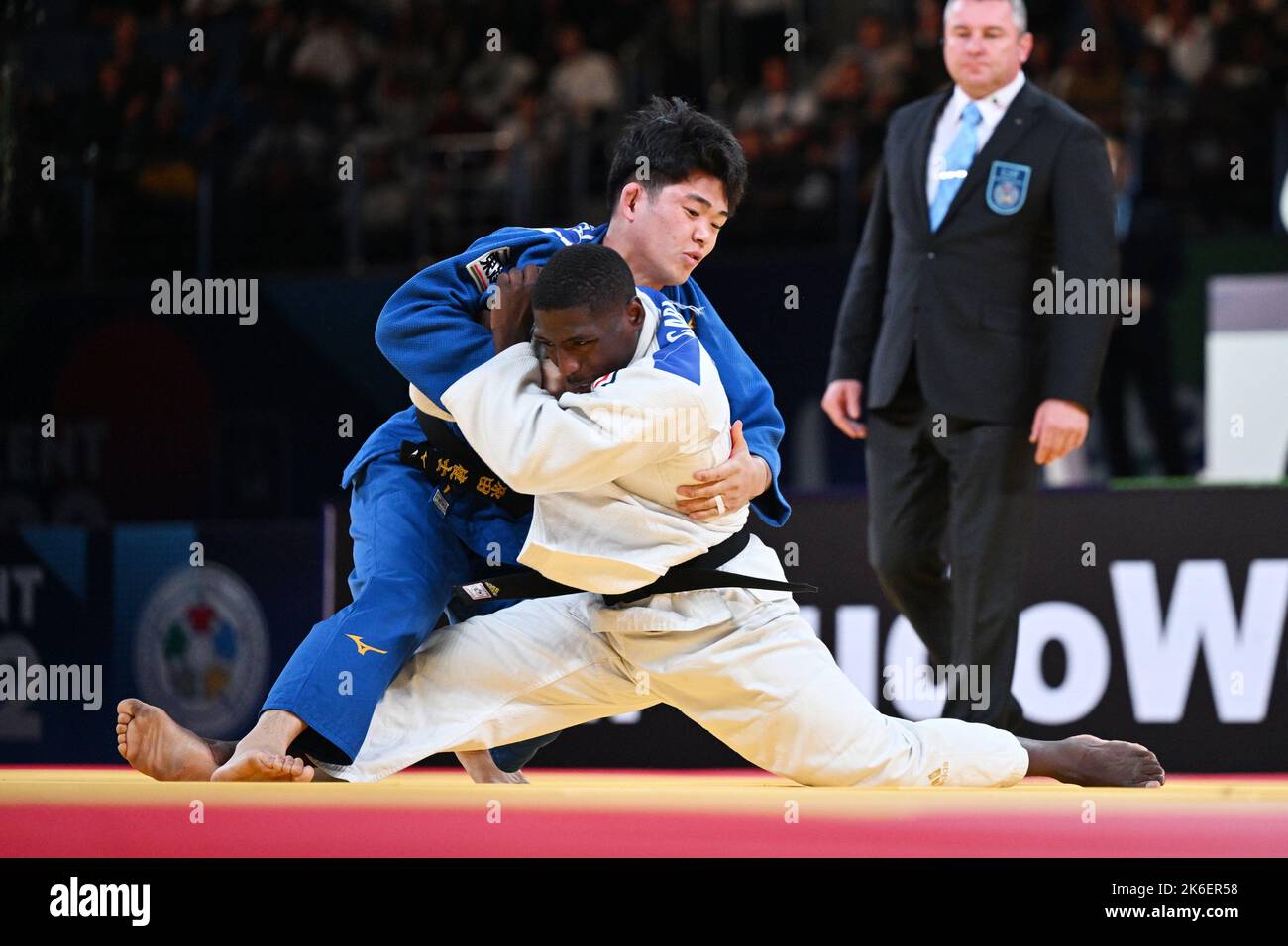 Tashkent, Uzbekistan. Credit: MATSUO. 13th Oct, 2022. (T-B) Kenshi ...