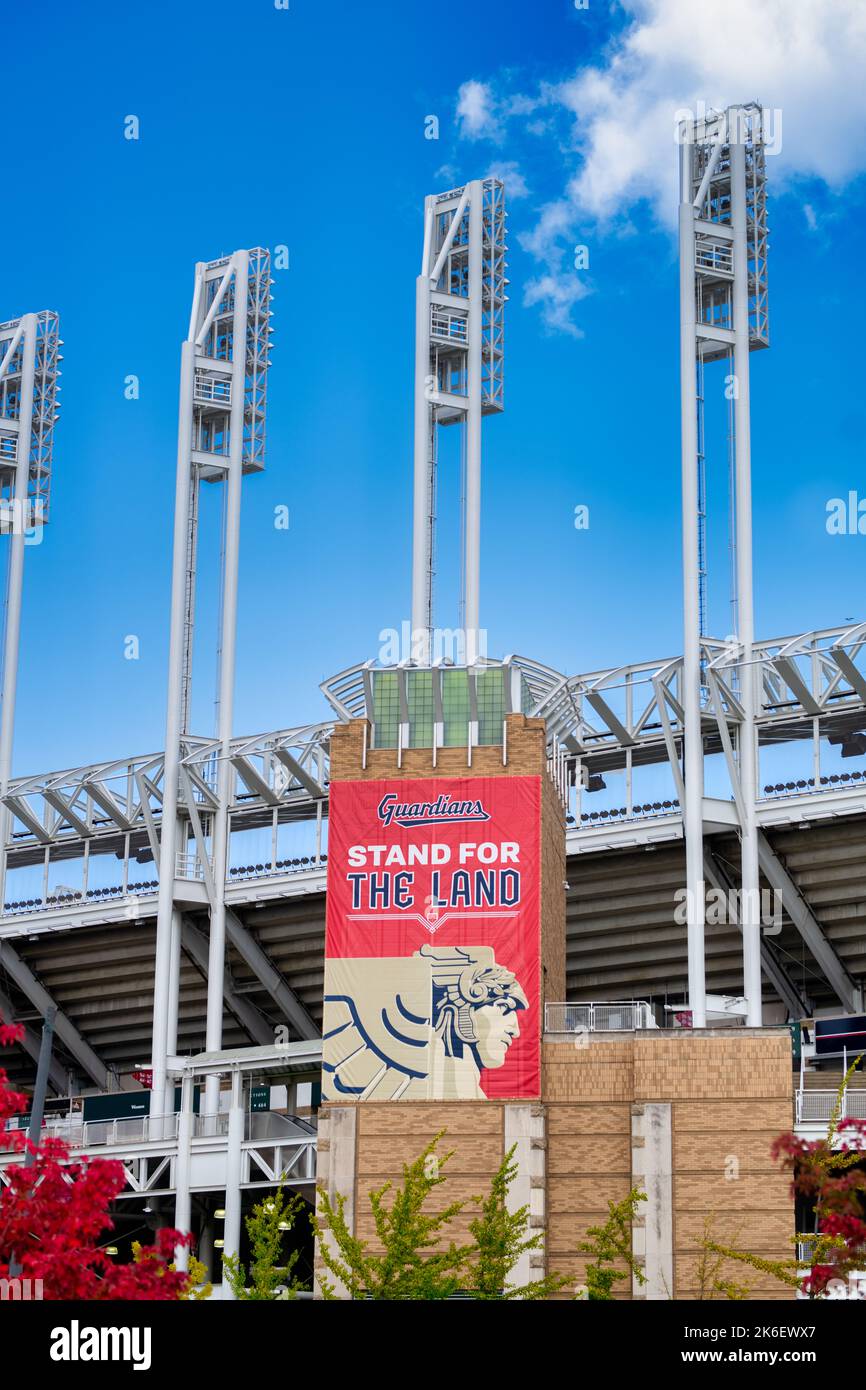 Cleveland guardians progressive field hi-res stock photography and ...