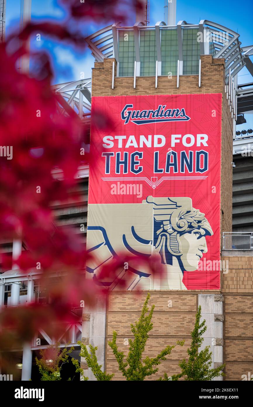 Bank of lights stadium baseball hi-res stock photography and images - Alamy