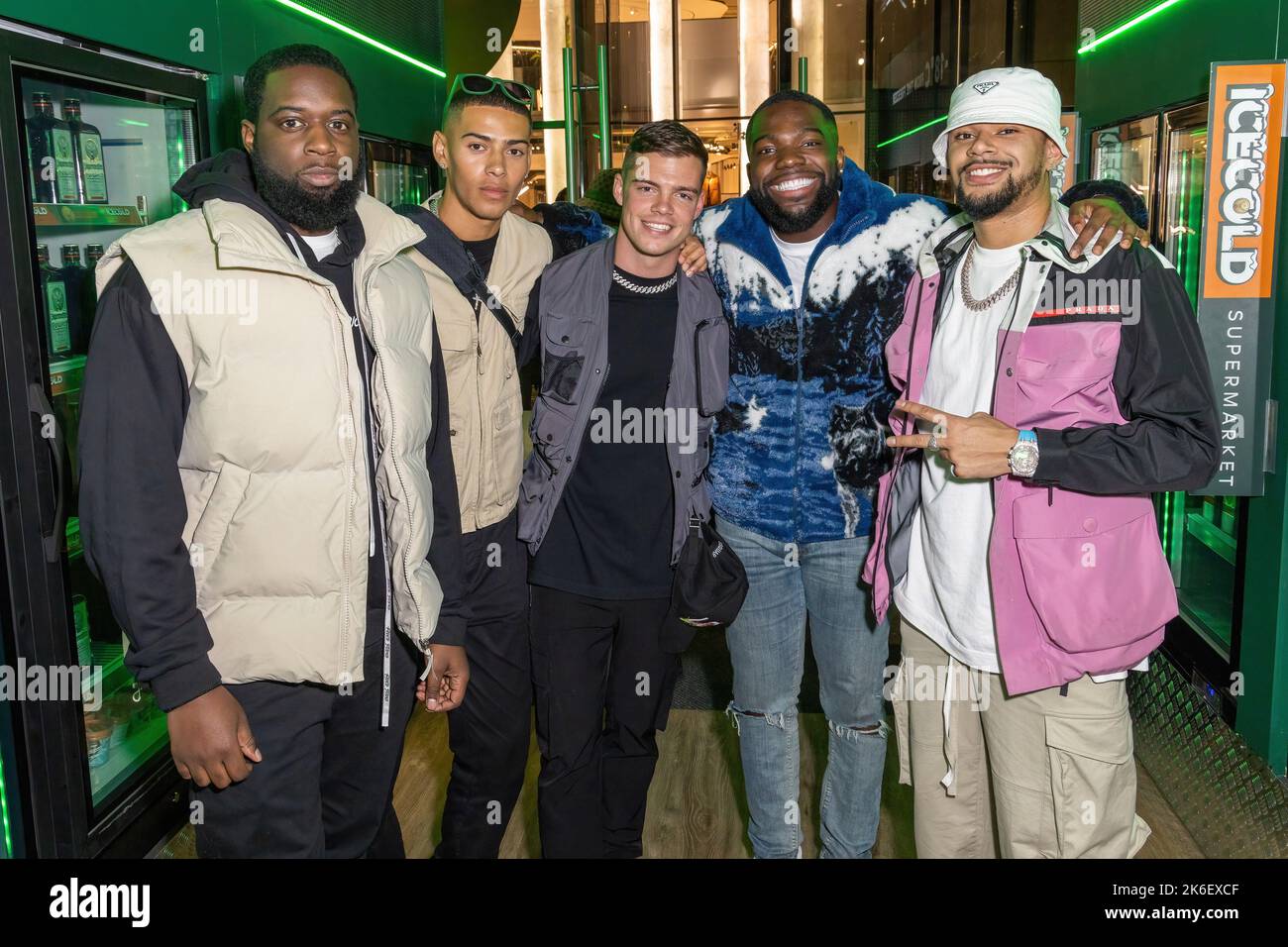 Bunga bunga party hi-res stock photography and images - Alamy