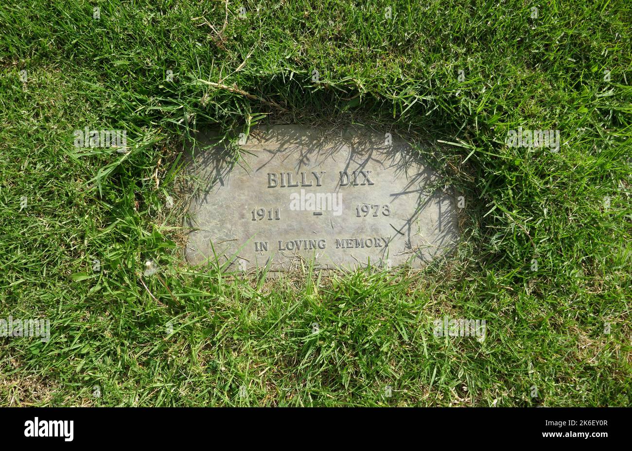 Los Angeles, California, USA 9th October 2022 Actor Billy Dix's Grave ...