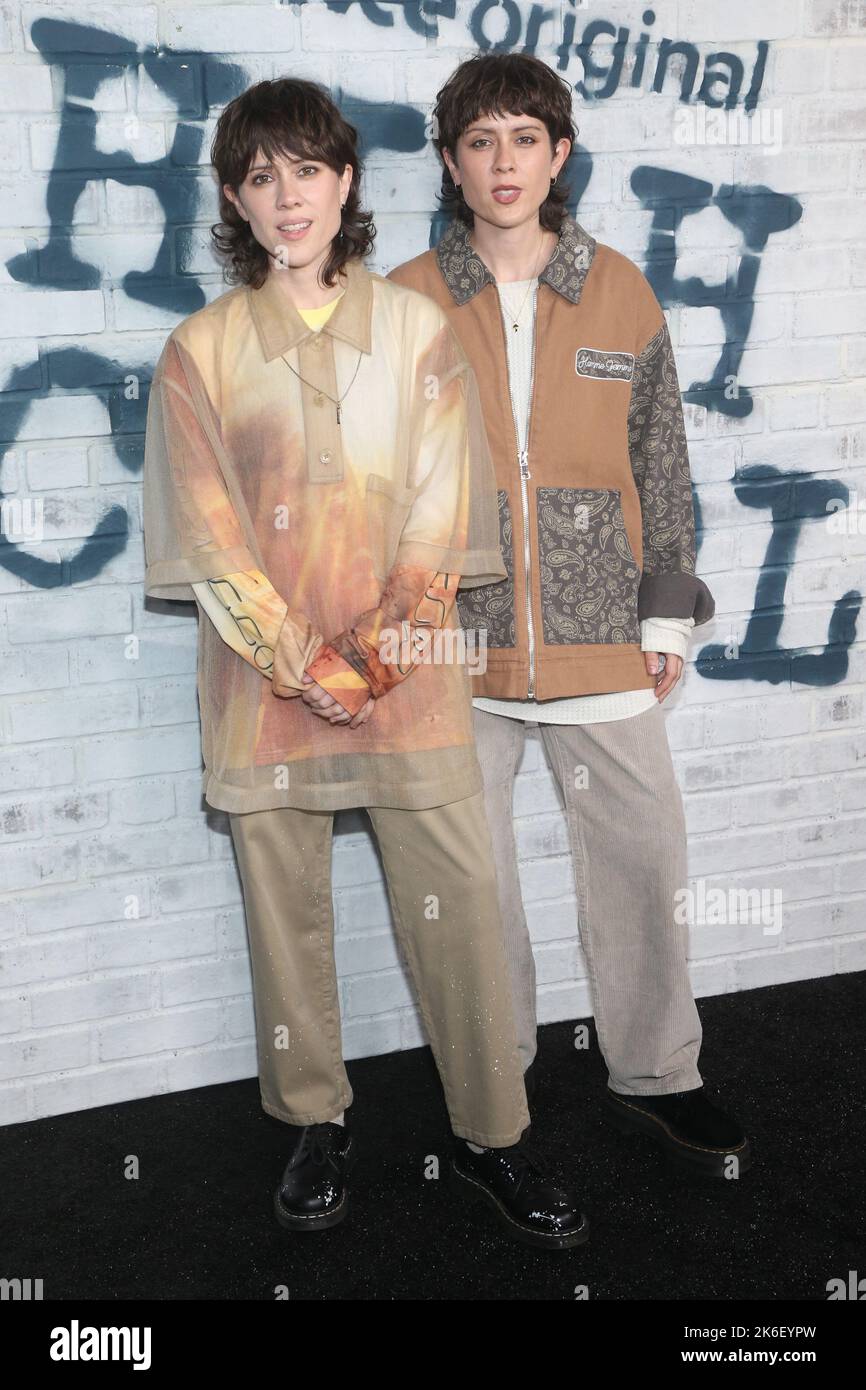 Los Angele, Ca. 13th Oct, 2022. Sara Quinn and Tegan Quinn at the ...