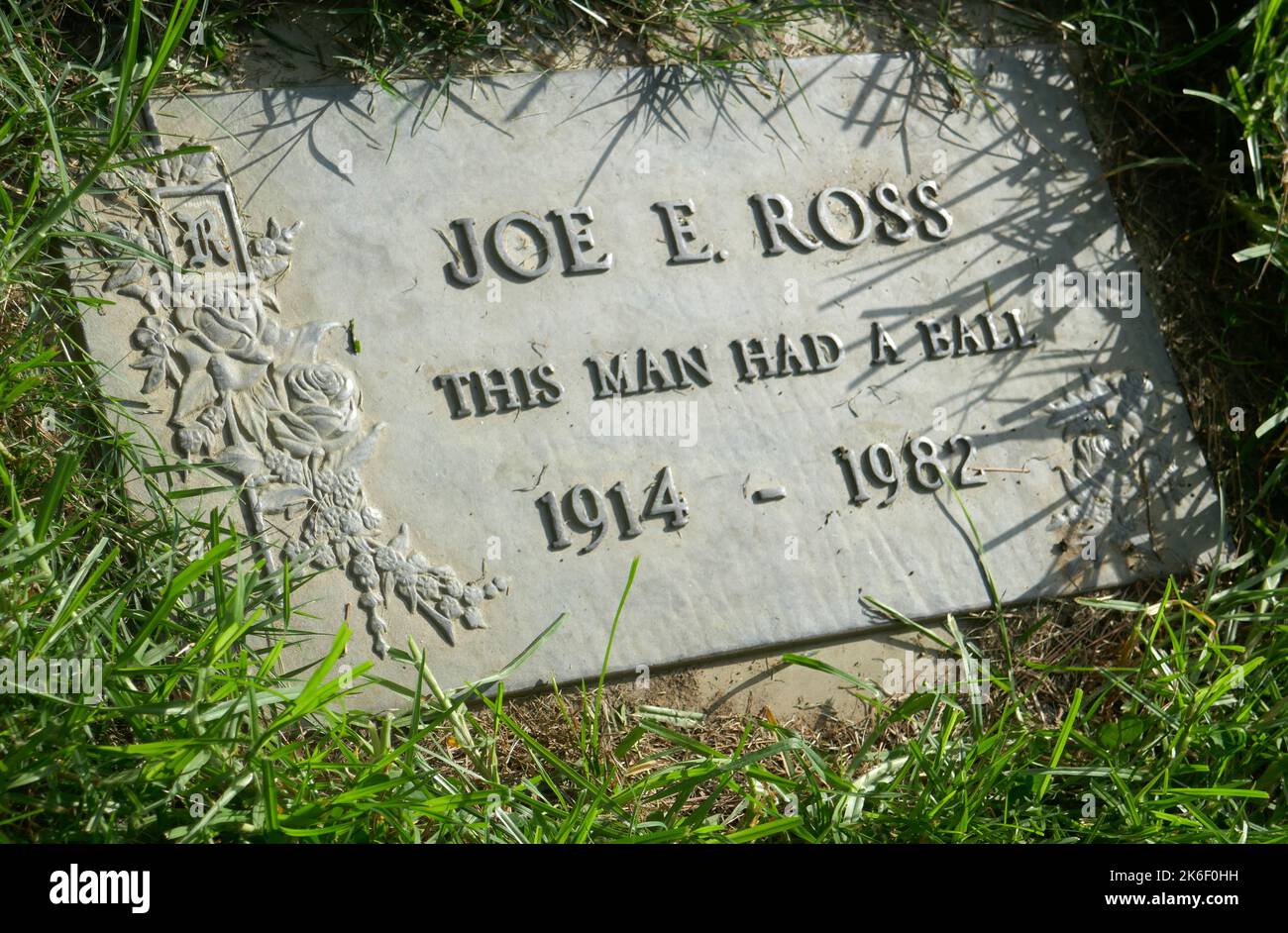 Los Angeles, California, USA 9th October 2022 Actor Joe E. Ross's Grave in Summerland Section at ...