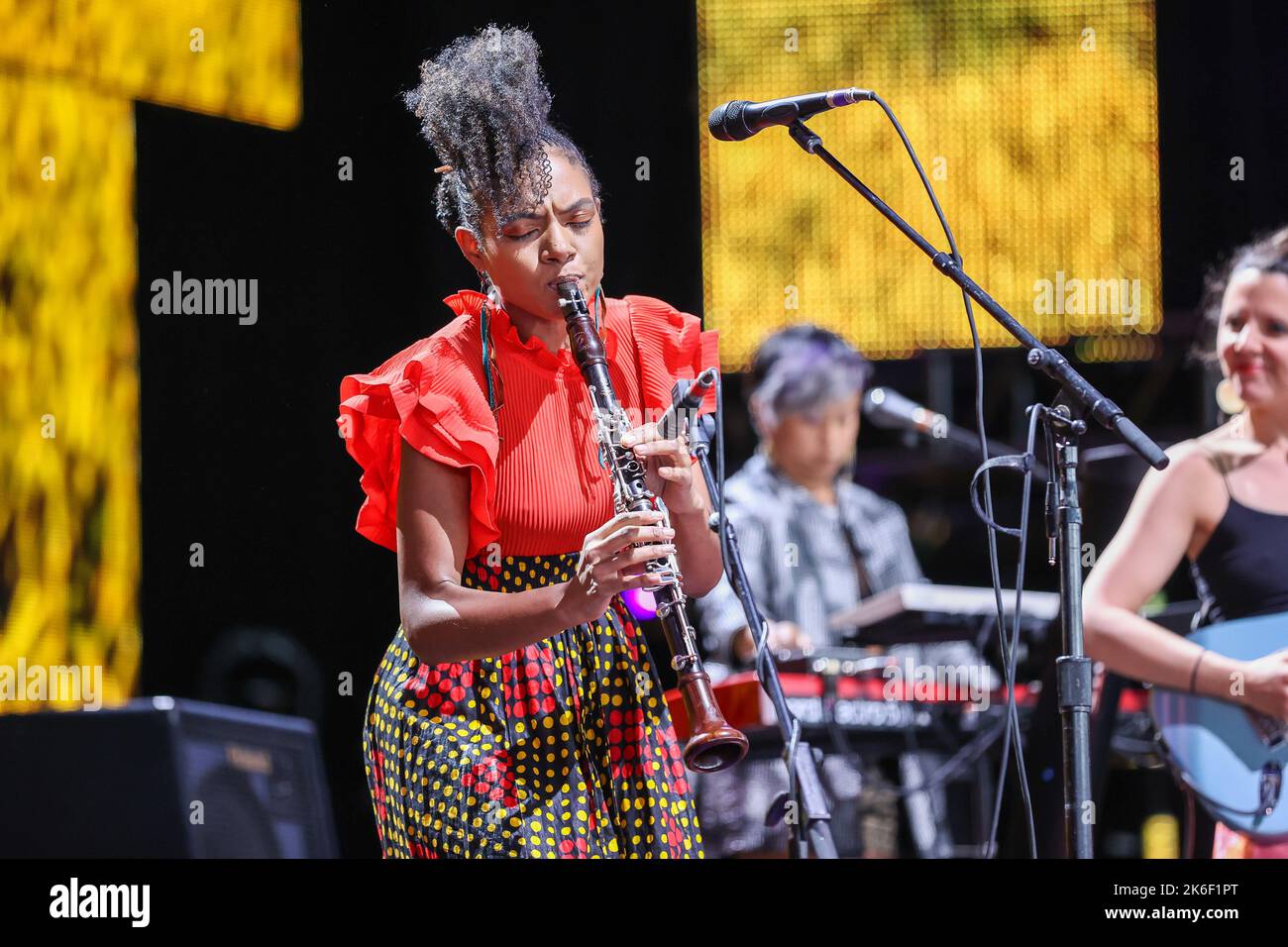 Allison russell singer hi-res stock photography and images - Alamy