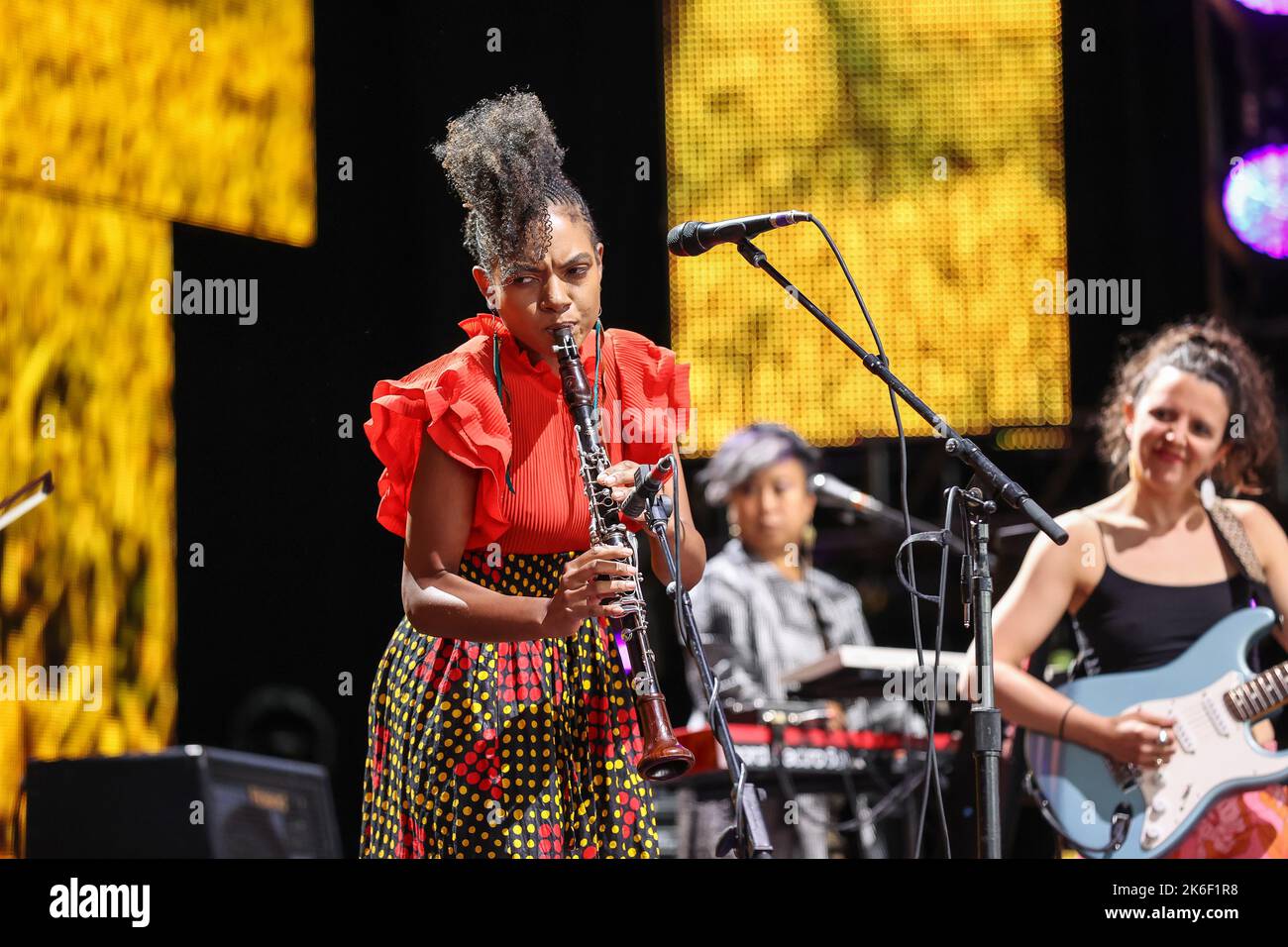 Allison russell concert hi-res stock photography and images - Alamy