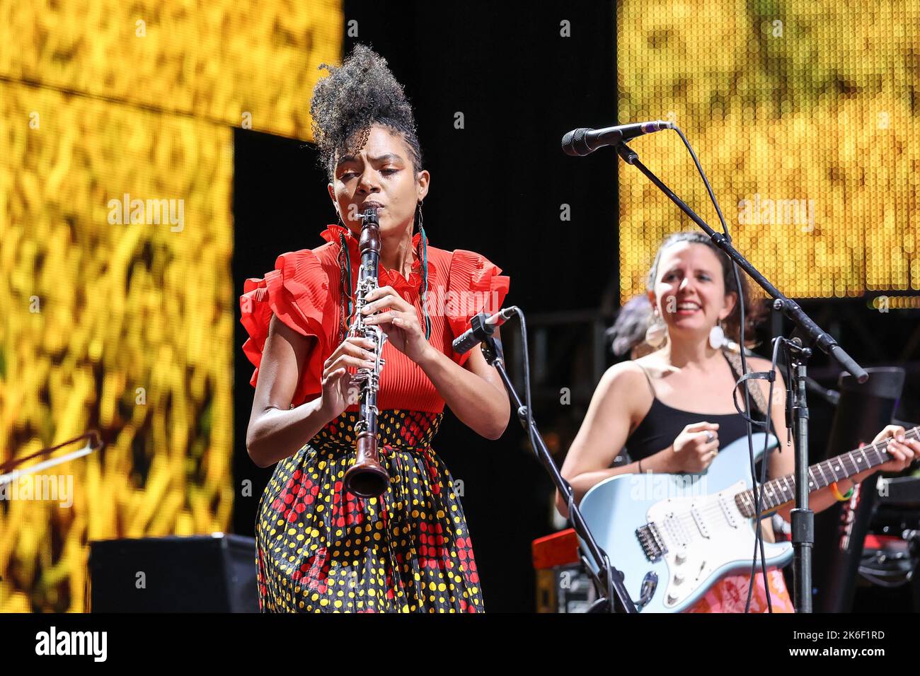 Allison russell concert hi-res stock photography and images - Alamy