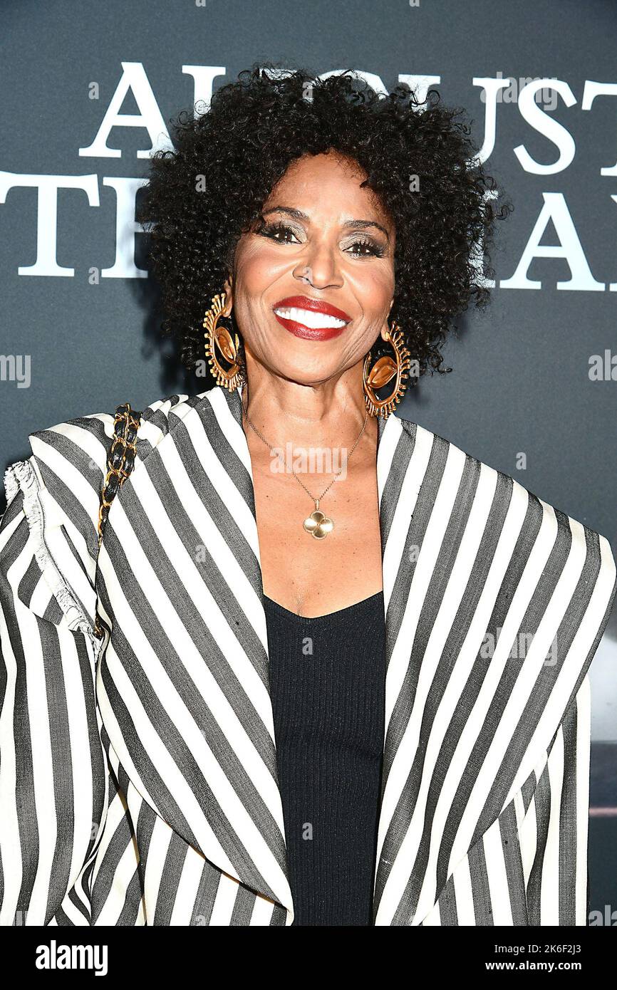 Pauletta washington hi-res stock photography and images - Alamy