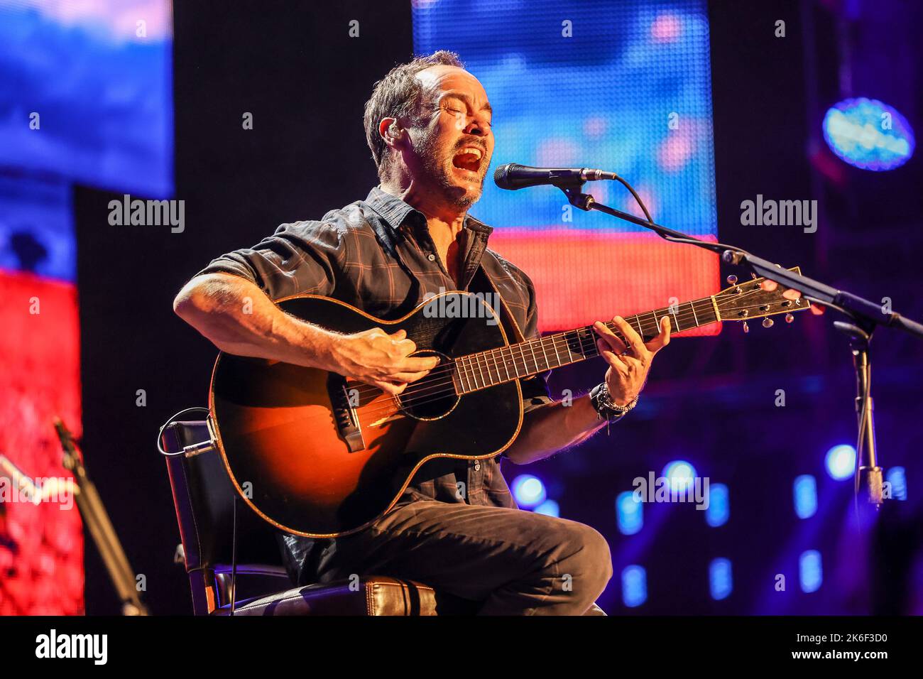 Dave matthews band tour hi-res stock photography and images - Alamy