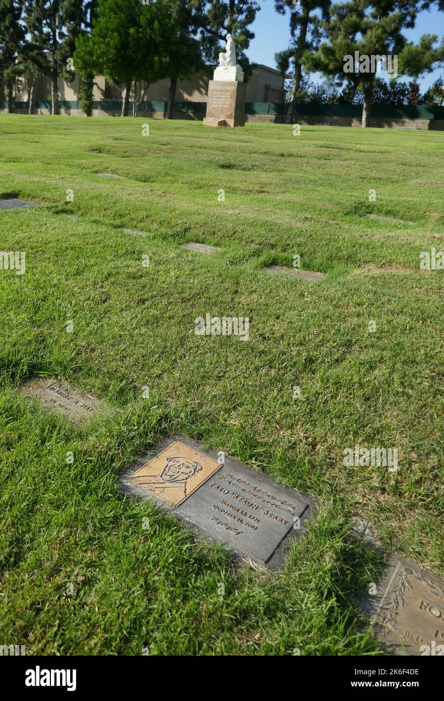 Los Angeles, California, USA 9th October 2022 Actor Fred 'Rerun' Berry's Grave in Tribute ...