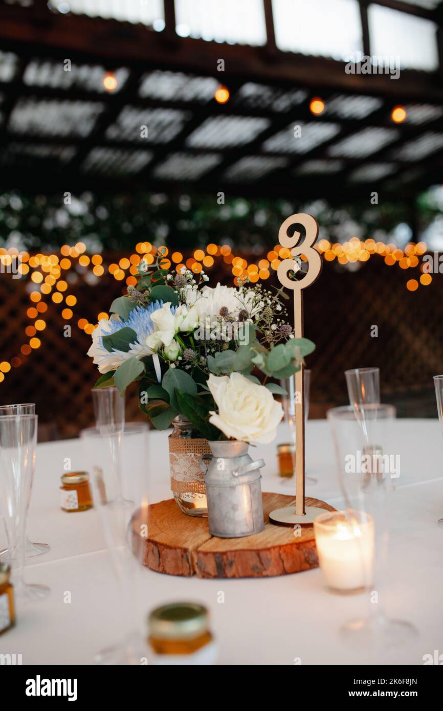 Sweethearts table - wooden rustic table with beautiful florals. White ...