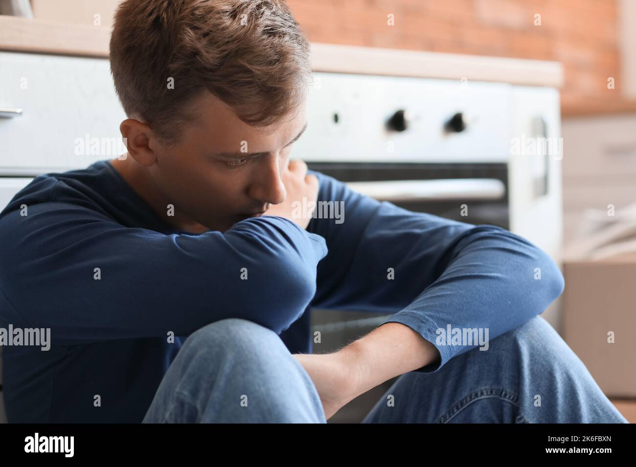 Man hopeless kitchen hi-res stock photography and images - Alamy
