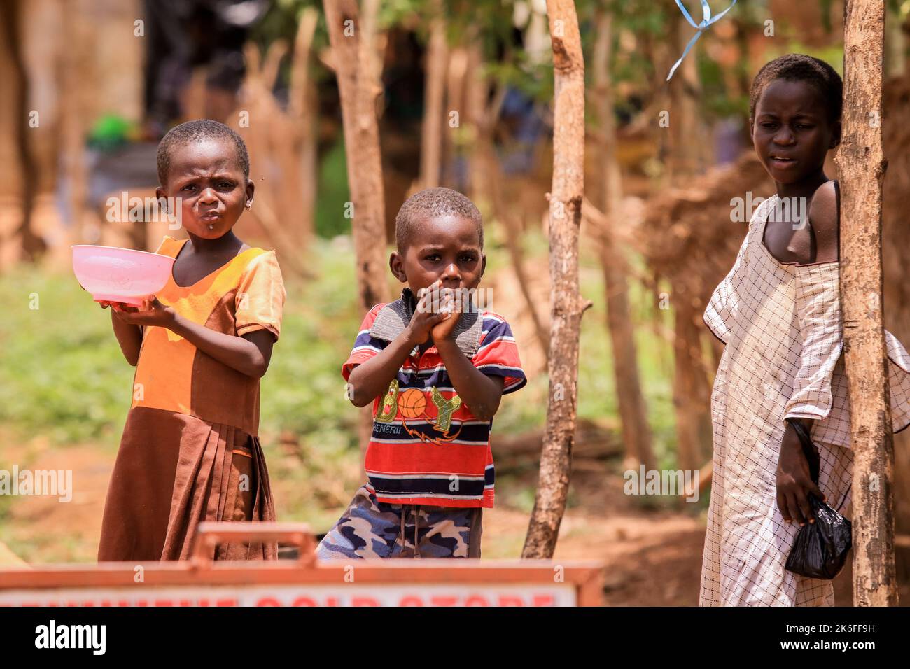 African children playing outdoors hi-res stock photography and images ...
