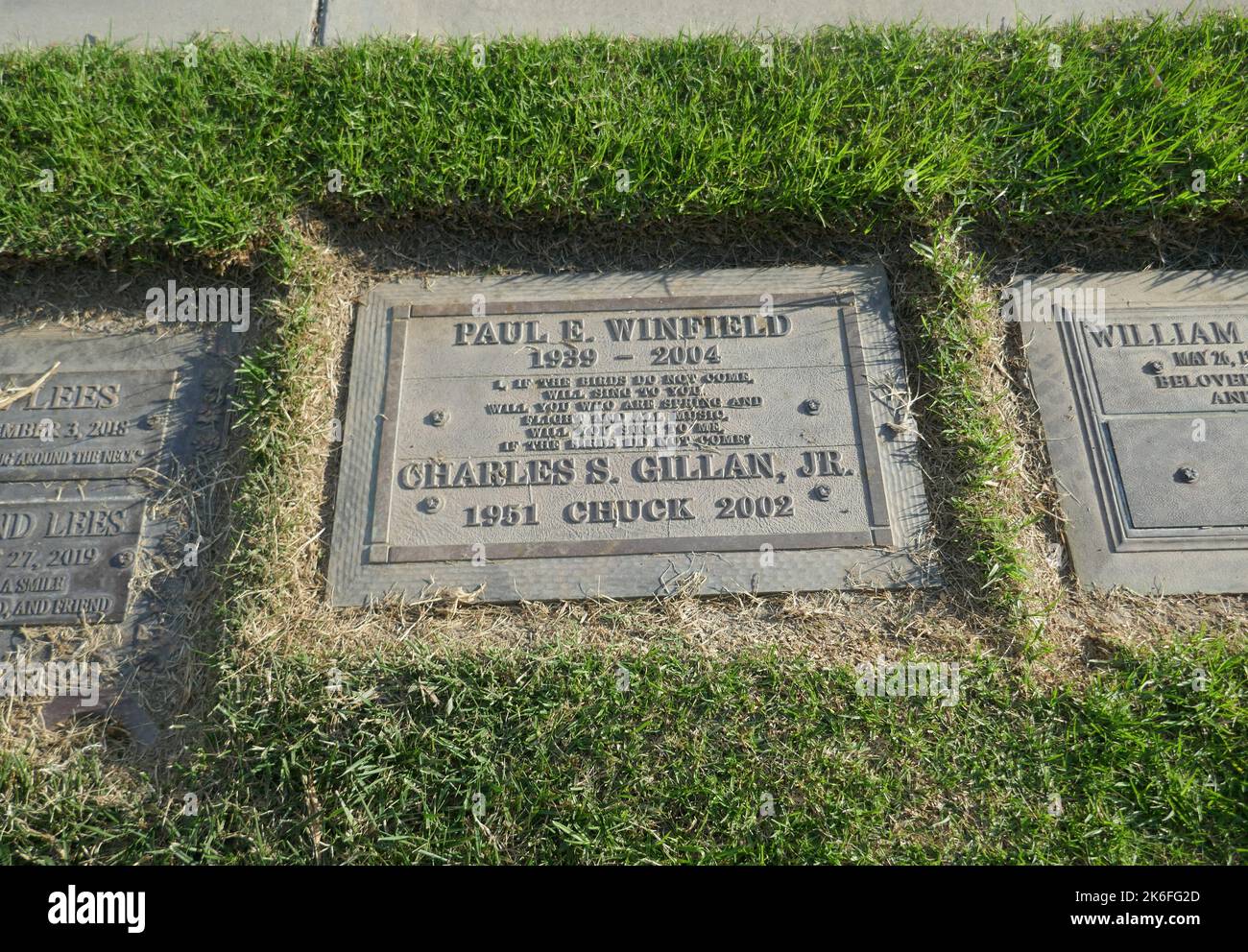 Los Angeles, California, USA 9th October 2022 Actor Paul Winfield's Grave at Forest Lawn ...