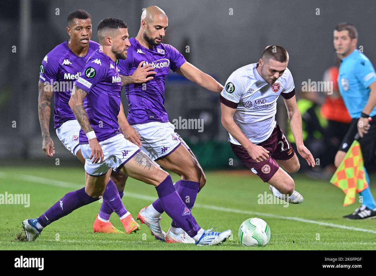 Cristiano Biraghi (ACF Fiorentina) and Sofyan Amr abat (ACF Fiorentina ...