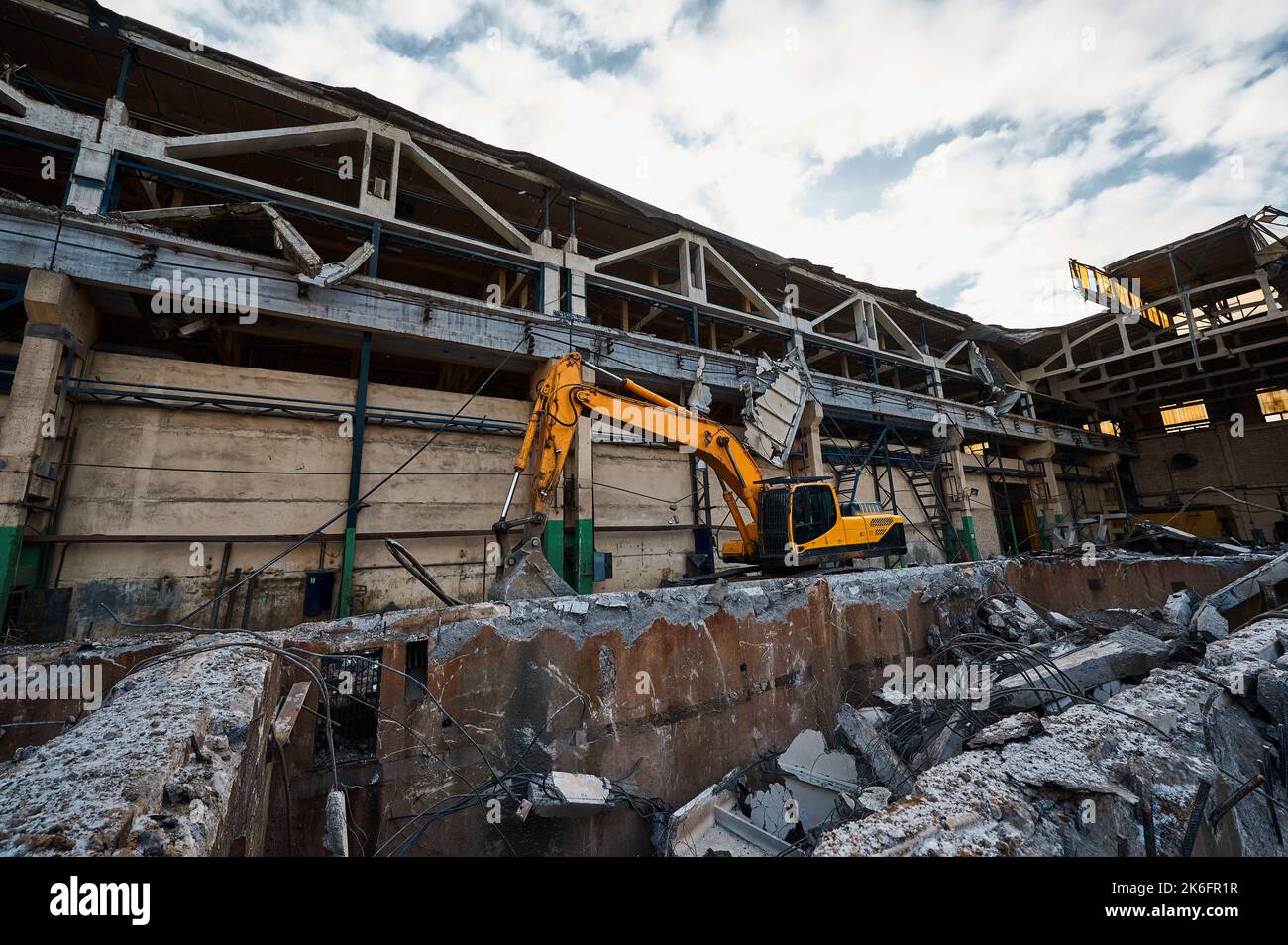 Hydraulic excavators at demolition site of industrial complex Stock ...