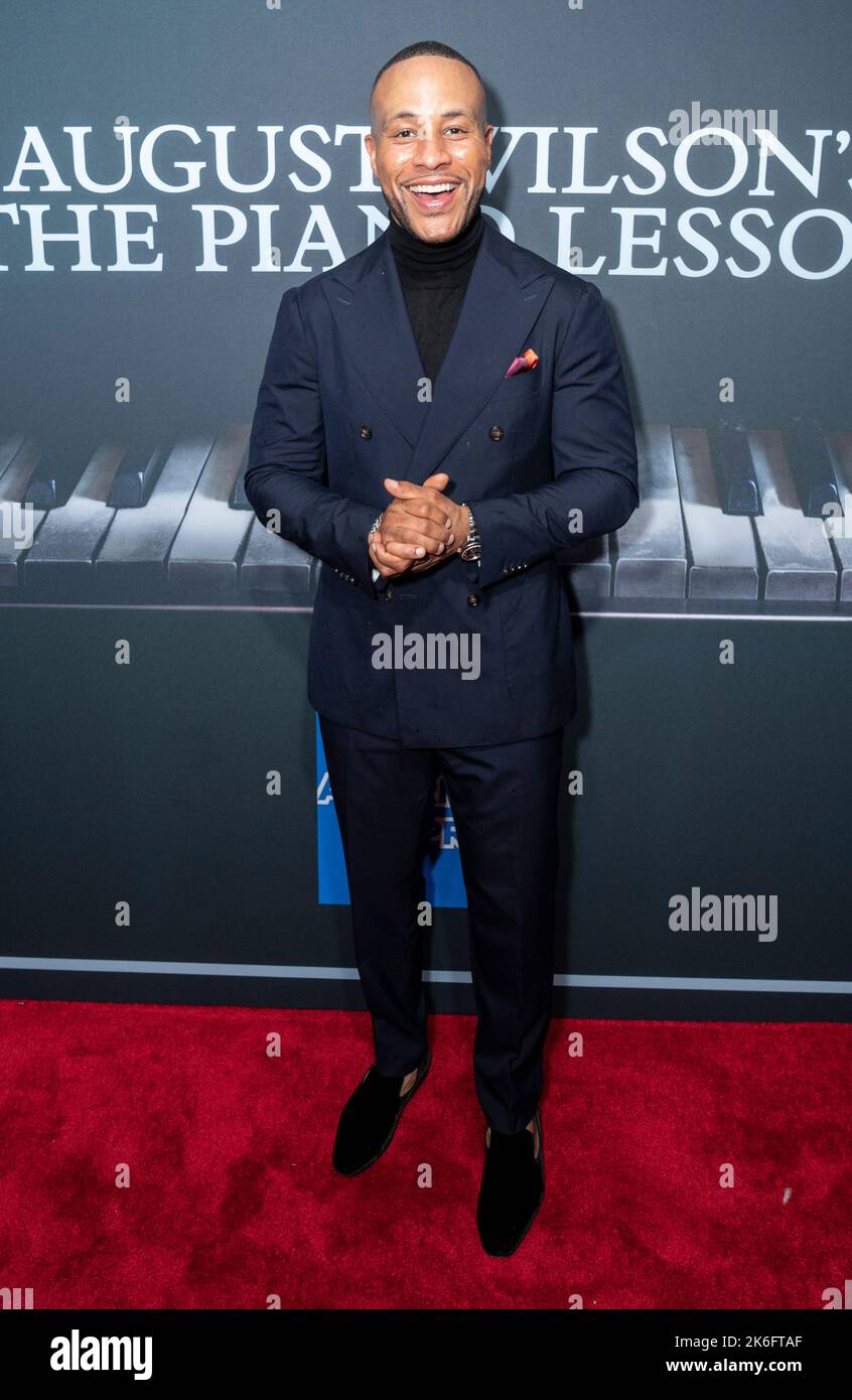 DeVon Franklin attends opening night of revival of August Wilson's The ...