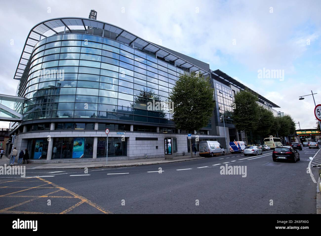 trinity college sports centre dublin republic of ireland Stock Photo ...