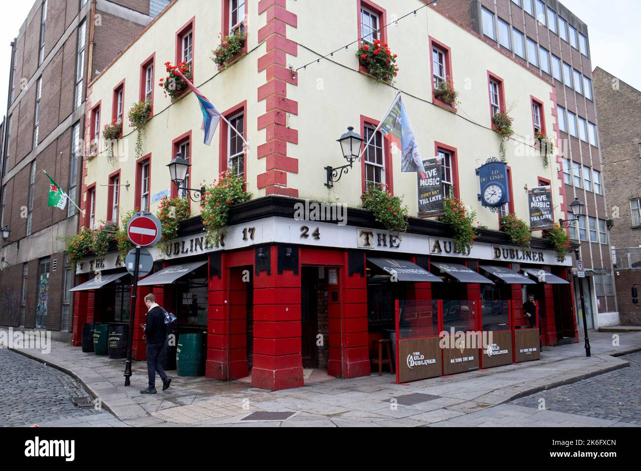 the auld dubliner pub temple bar dublin republic of ireland Stock Photo ...