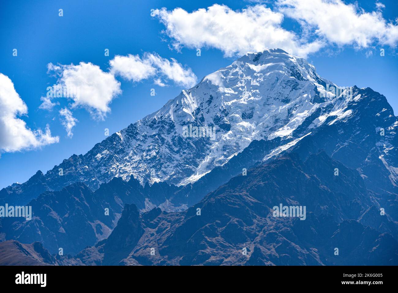 Snow peaked mountains in the High Andes. Cusco, Peru Stock Photo - Alamy