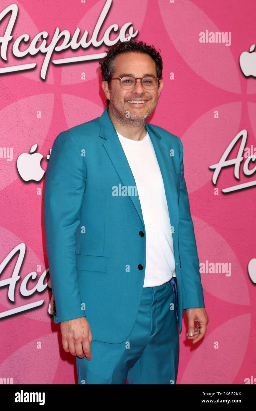 LOS ANGELES - OCT 13: Austin Winsberg at the "Acapulco" Season 2 ...