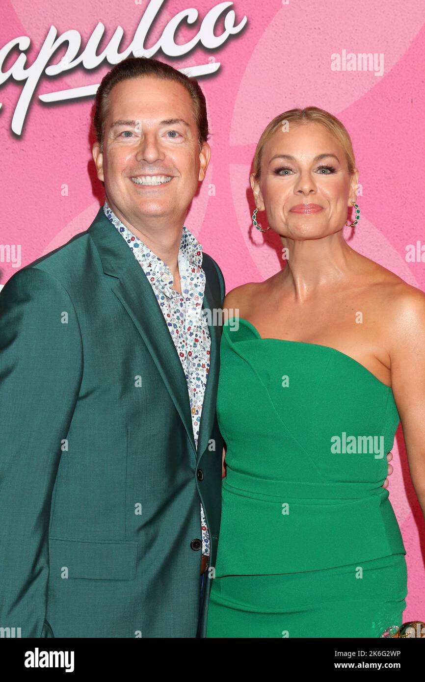 LOS ANGELES - OCT 13: Michael Cooney, Jessica Collins at the "Acapulco ...