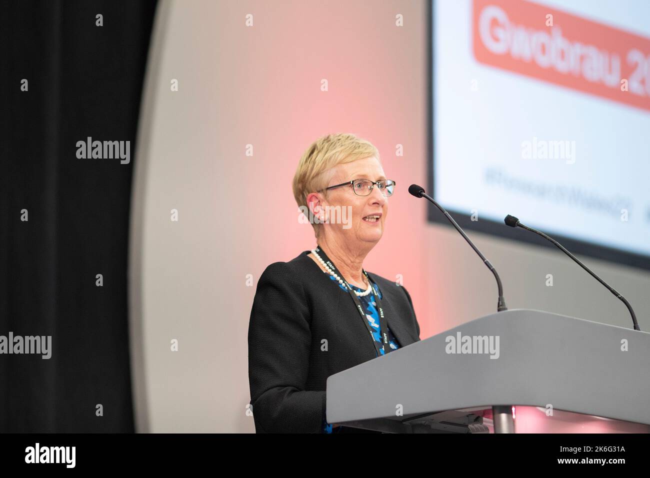 Health and care research wales hi-res stock photography and images - Alamy