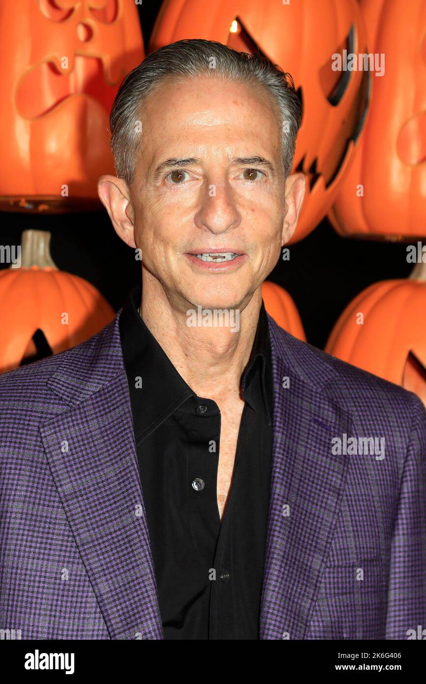 Los Angeles, CA. 11th Oct, 2022. Bill Block at arrivals for HALLOWEEN ...