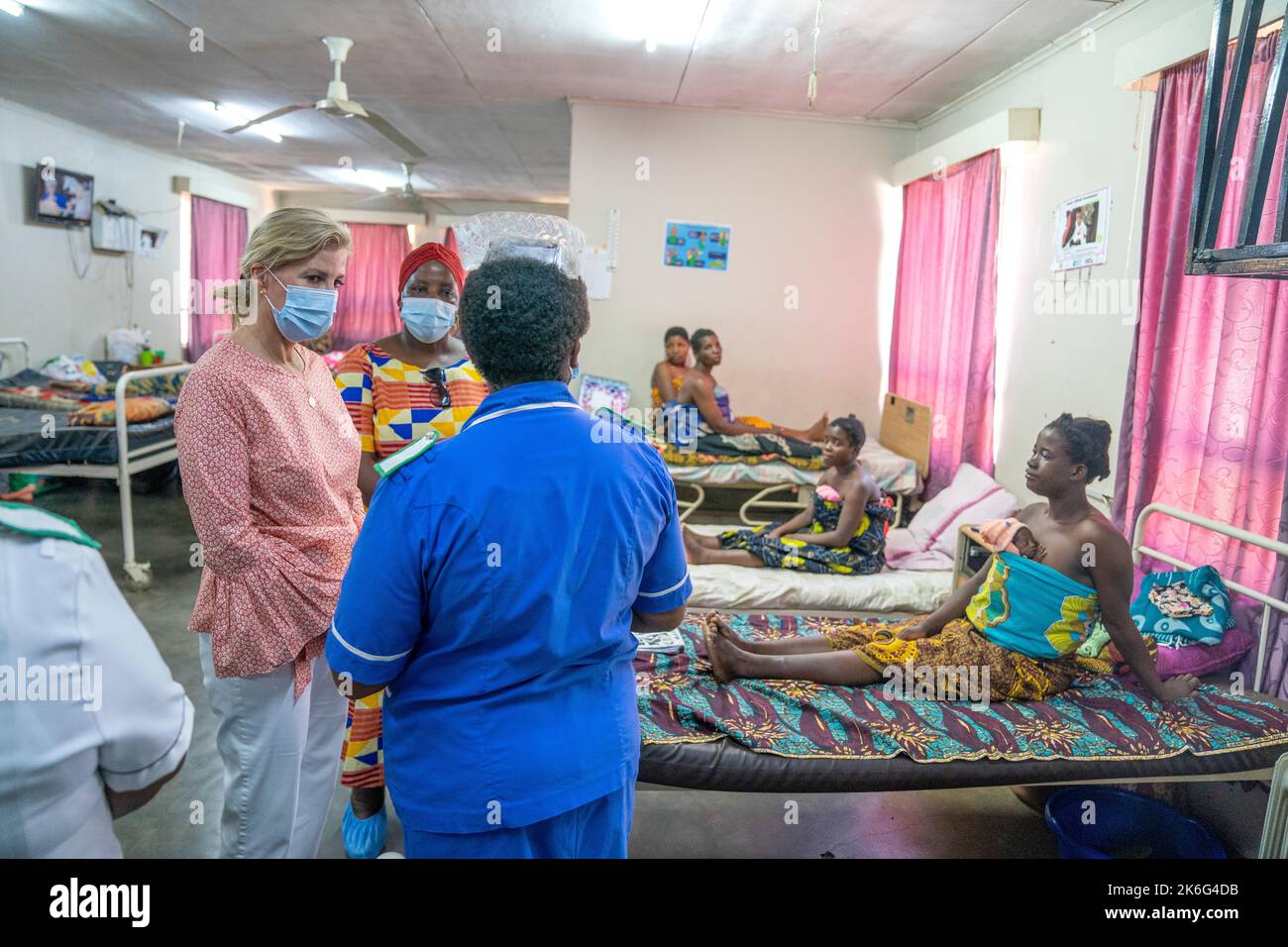 The Countess of Wessex meets staff, mothers and their babies on the ...