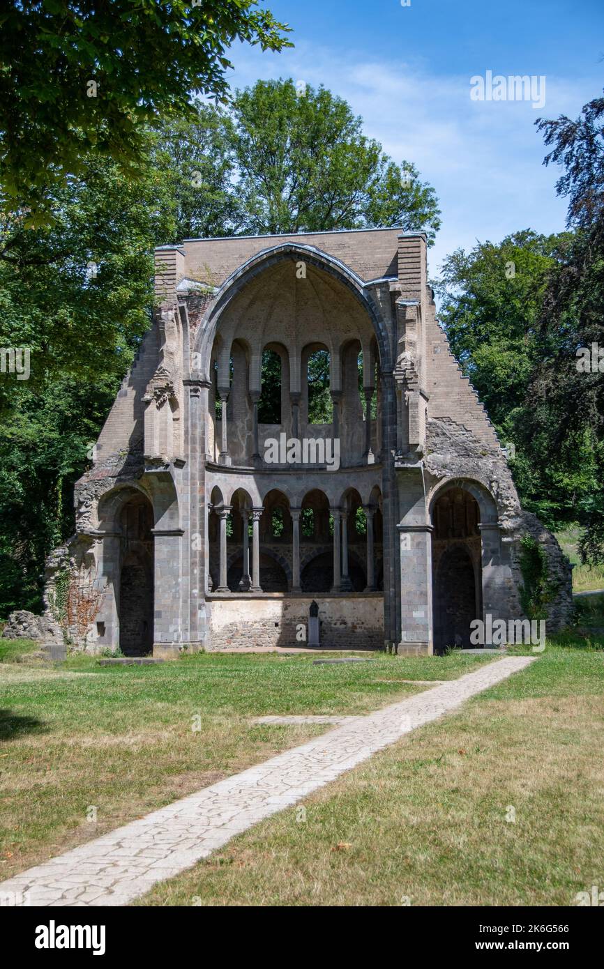 Ruins of the medieval abbey of heisterbach hi-res stock photography and ...