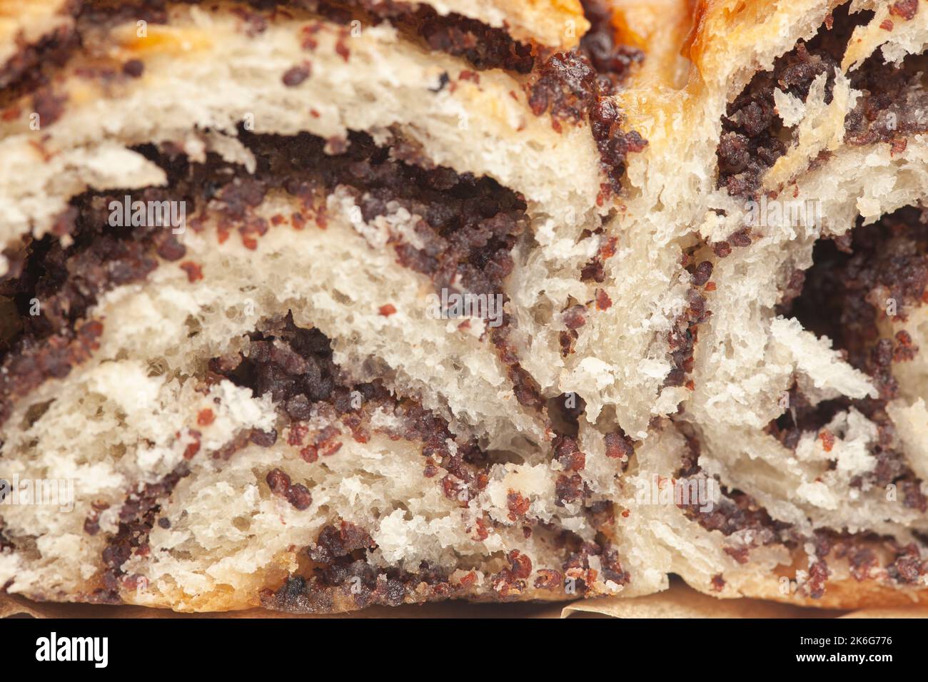 Sliced christmas strudel hi-res stock photography and images - Alamy