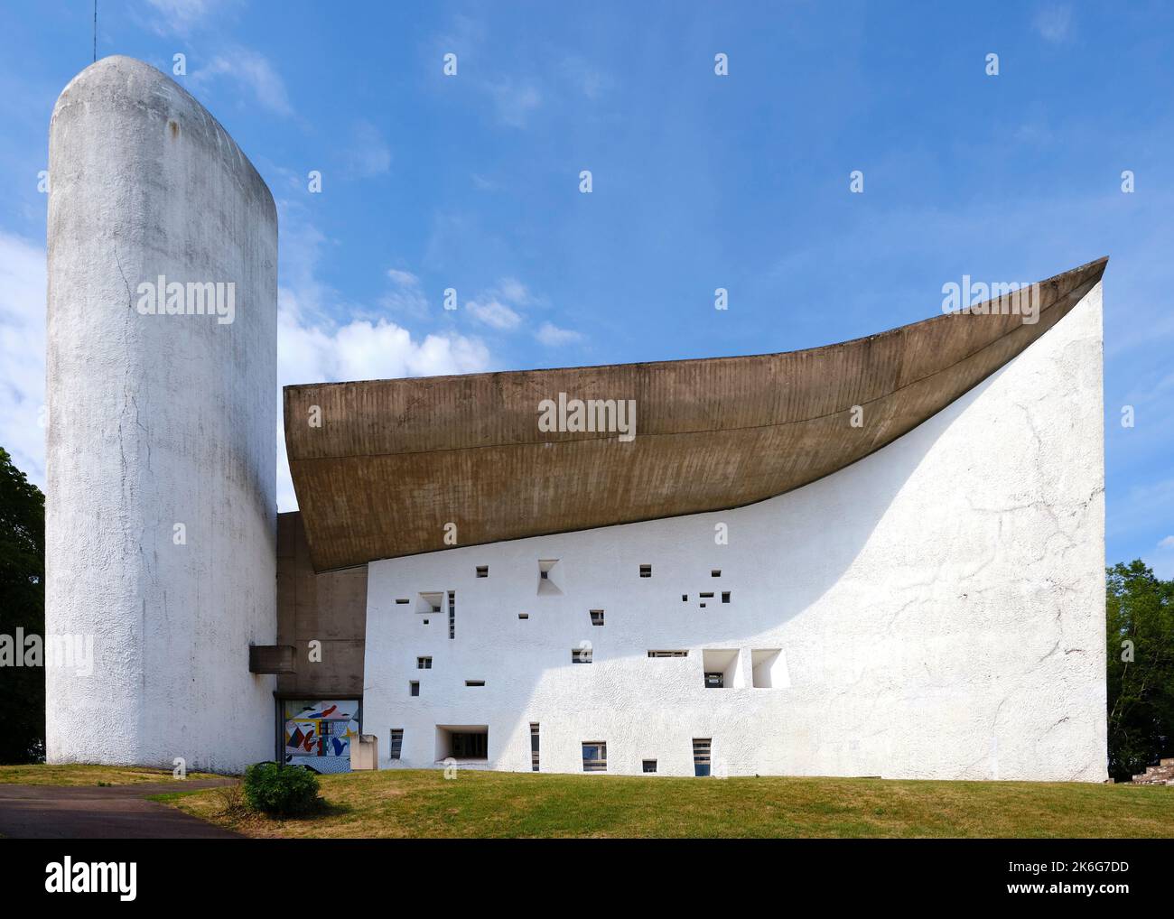 Ronchamp, Bourlemont Hill (north eastern France): Chapel of Notre Dame ...