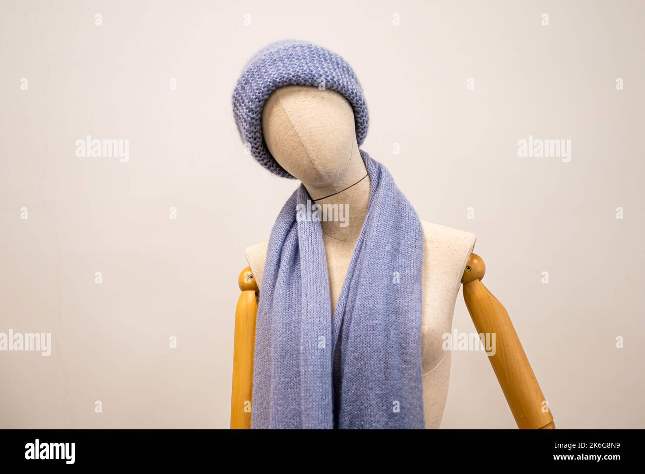 Half and half scarves hi-res stock photography and images - Alamy