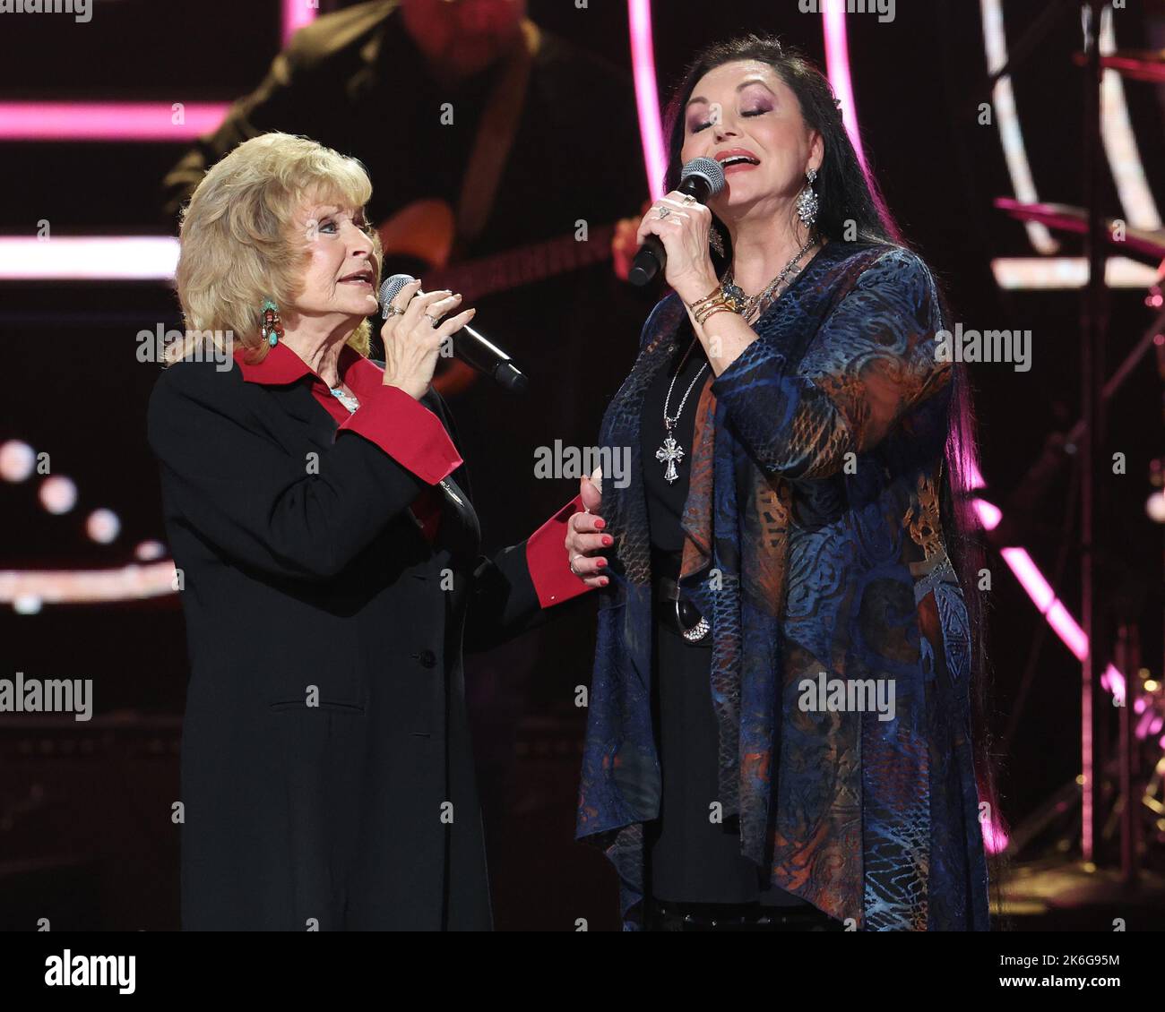 Nashville, TN. October 12 , 2022, Nashville, TN. October 12 , 2022, Peggy Sue Wright and Crystal ...