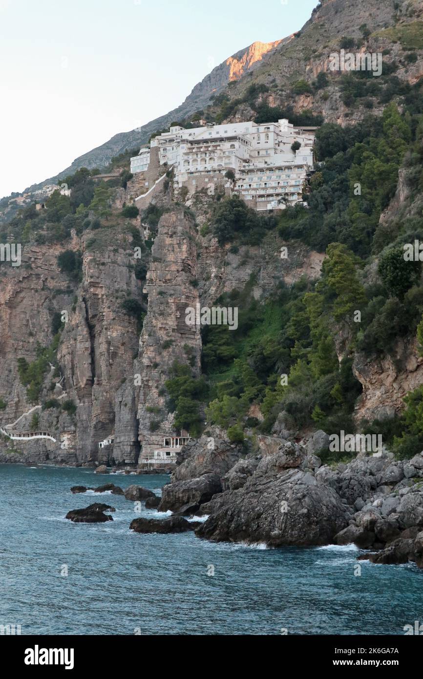 Praiano - Grand Hotel Tritone dal Lido Gavitella all'alba Stock Photo ...