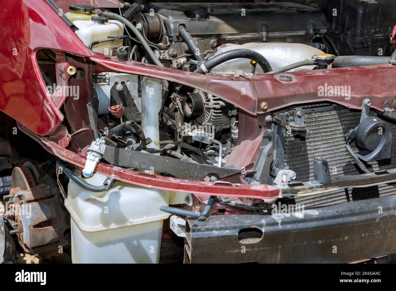 Broken headlight damage hi-res stock photography and images - Alamy