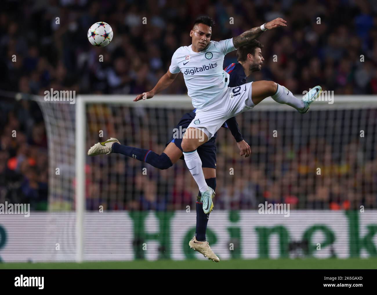 Gerard pique 2022 hi-res stock photography and images - Alamy