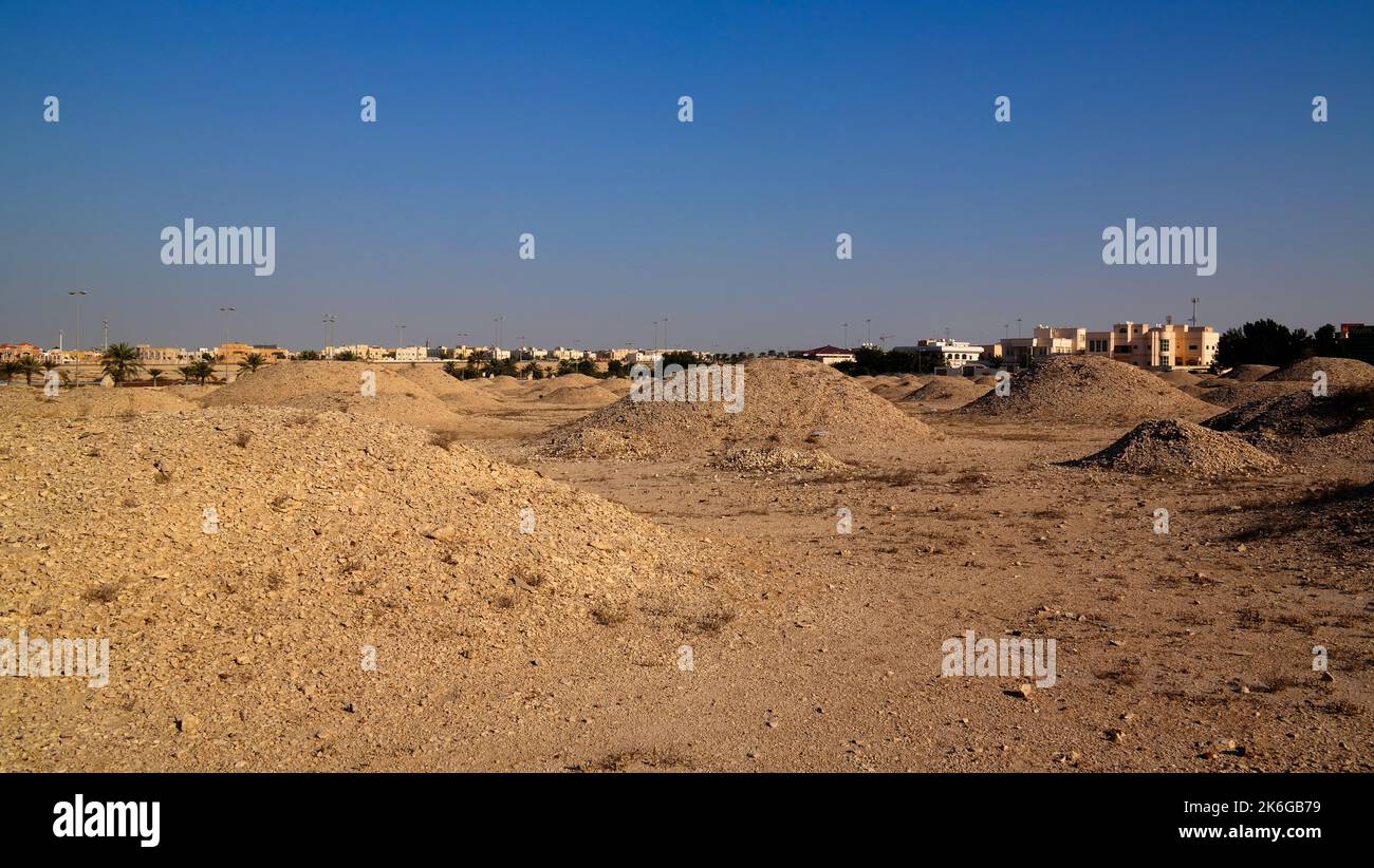 Dilmun archaeological cemetery hi-res stock photography and images - Alamy