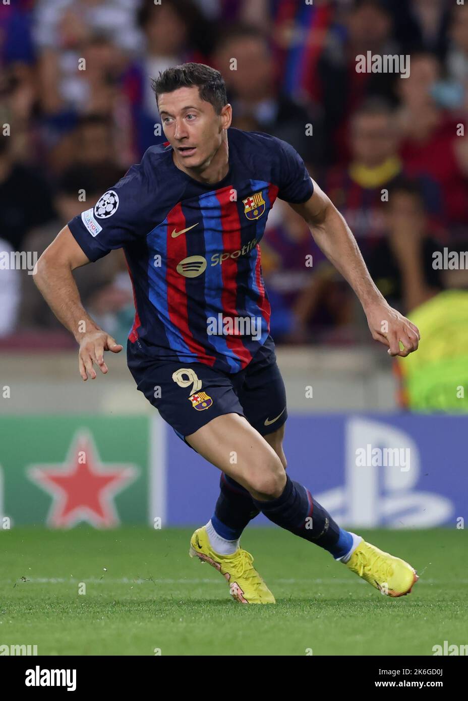 Robert lewandowski fc barcelona 2022 hi-res stock photography and ...