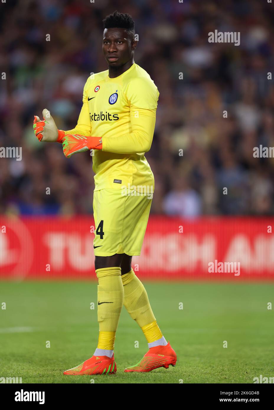 Barcelona, Spain, 12th October 2022. Andre Onana of FC Internazionale ...