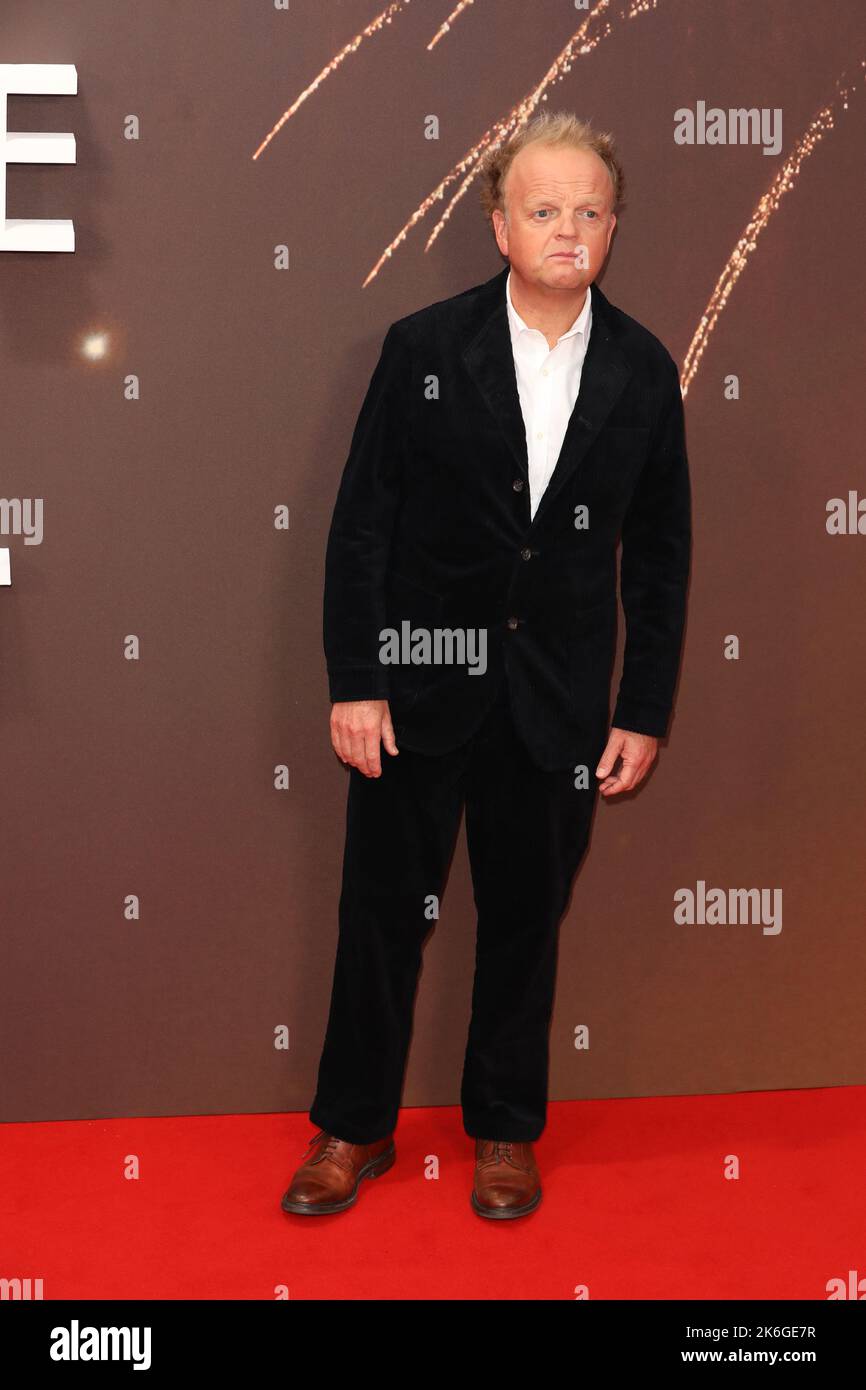 Toby Jones attends film premiere of 'Empire of Light' during the 2022 ...