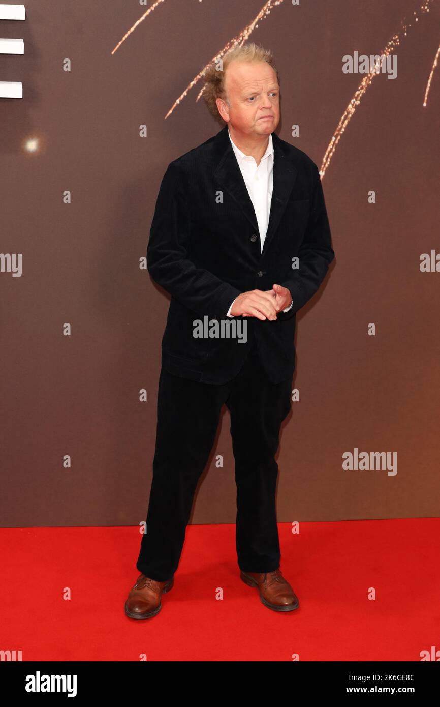 Toby Jones attends film premiere of 'Empire of Light' during the 2022 ...