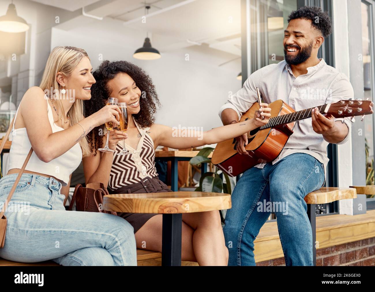 Great atmosphere hi-res stock photography and images - Alamy