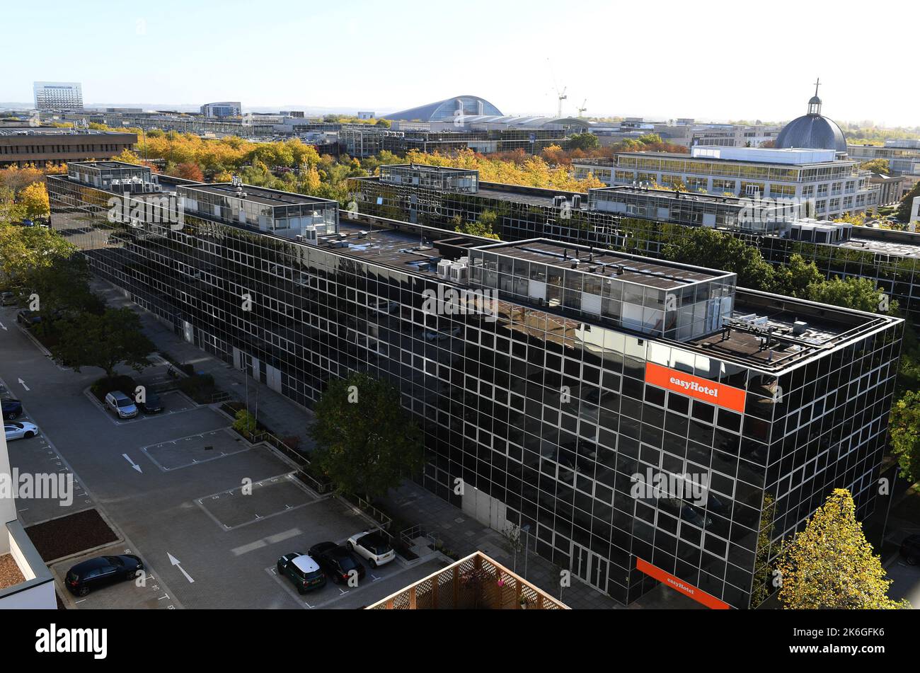 Central Milton Keynes skyline Stock Photo - Alamy