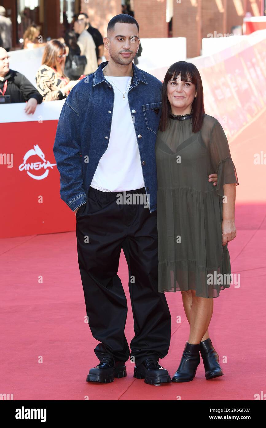 Mahmood mother anna frau hi-res stock photography and images - Alamy