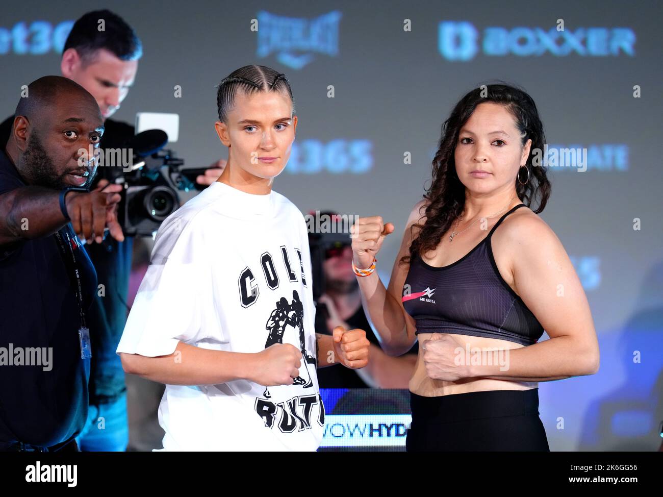 April Hunter (left) and Erica Alvarez during the weigh-in at the ...