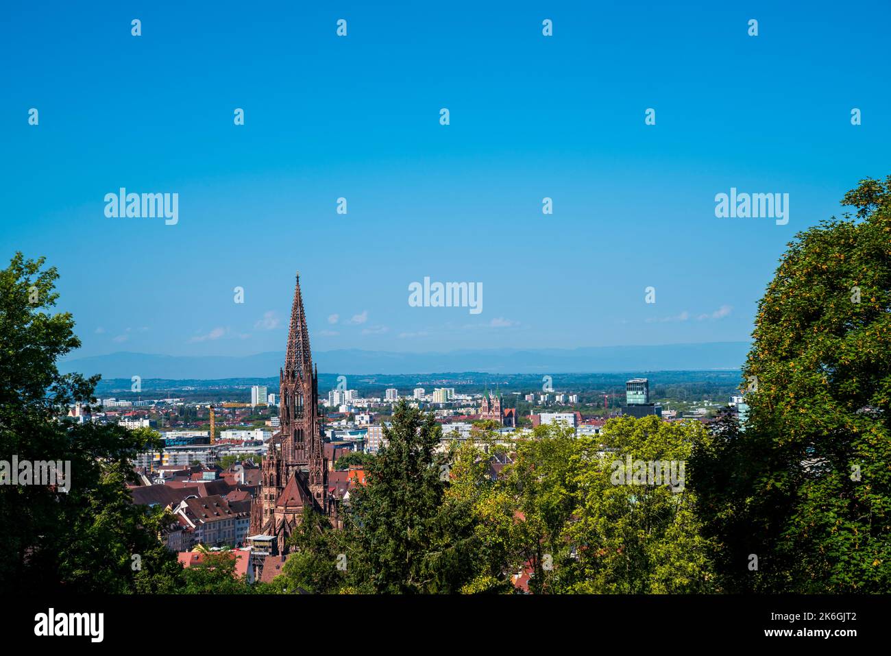 Town skyline panorama hi-res stock photography and images - Alamy