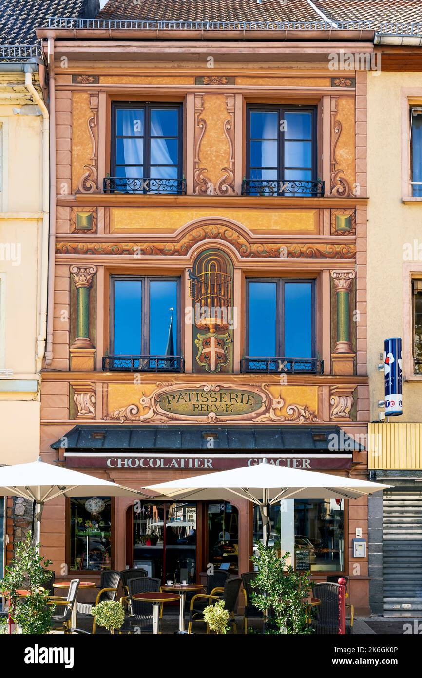 Beautiful charmig house in de la République square in Soultz town, Haut ...