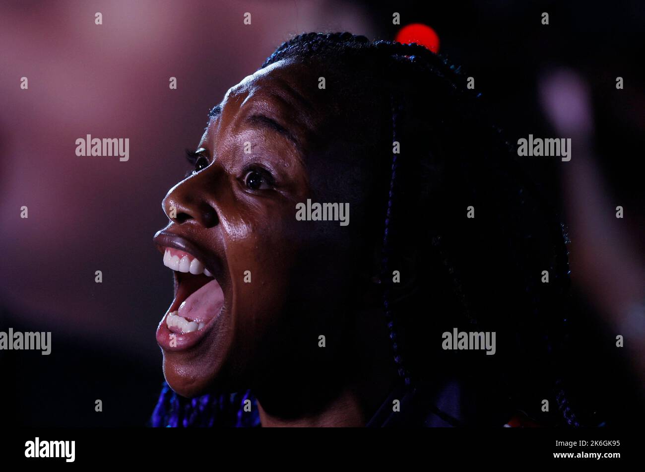 Savannah marshall and claressa shields weigh in genesis cinema hi-res ...