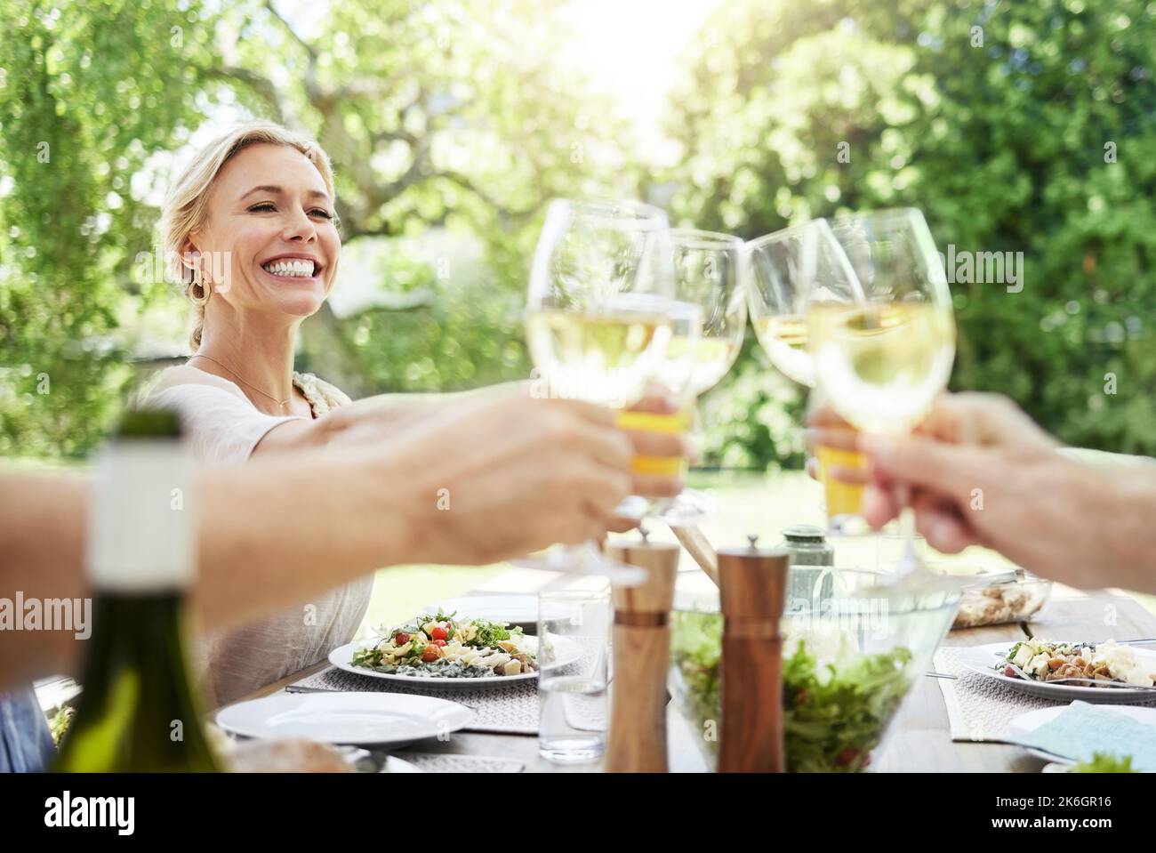 Man eating toast hi-res stock photography and images - Alamy