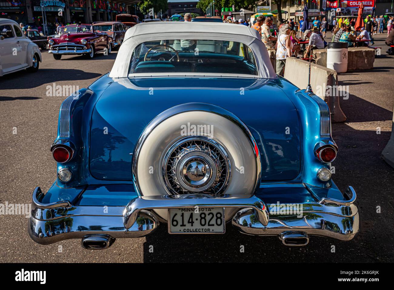 Pontiac star chief hi-res stock photography and images - Alamy